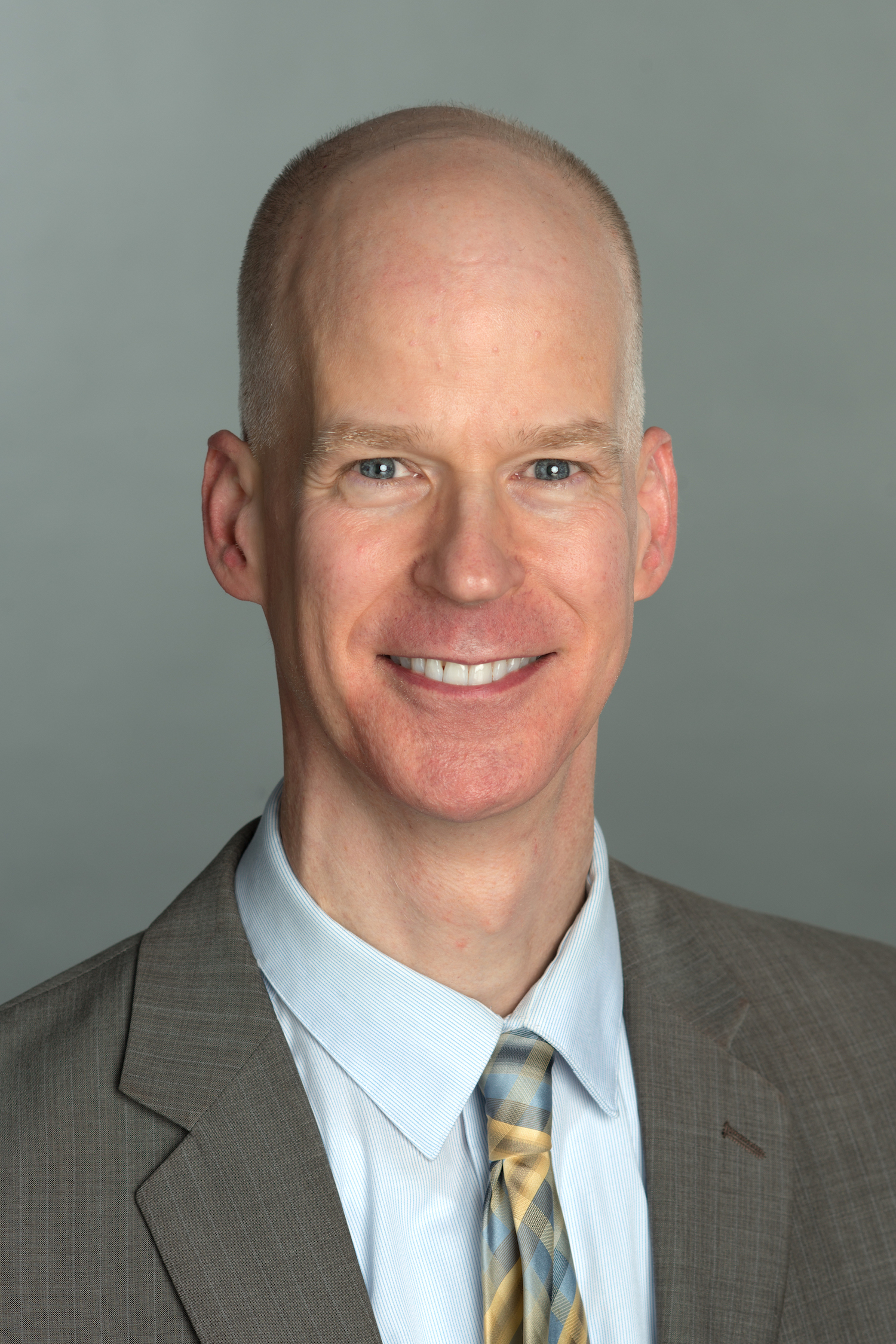 Dr. Christopher Andersen