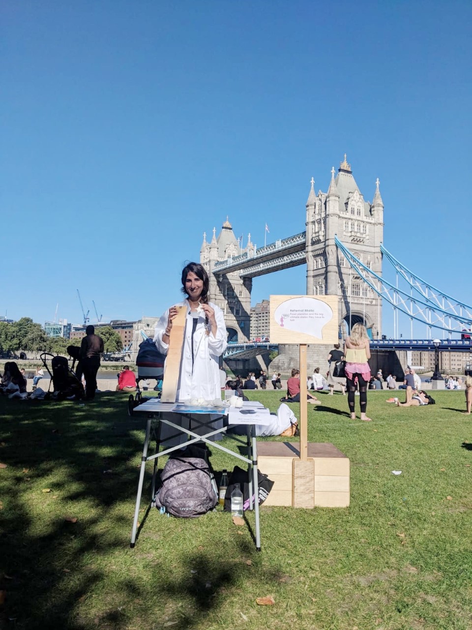 rehemat_2018_london_childrens_curriculum_festival._i_am_holding_fake ...