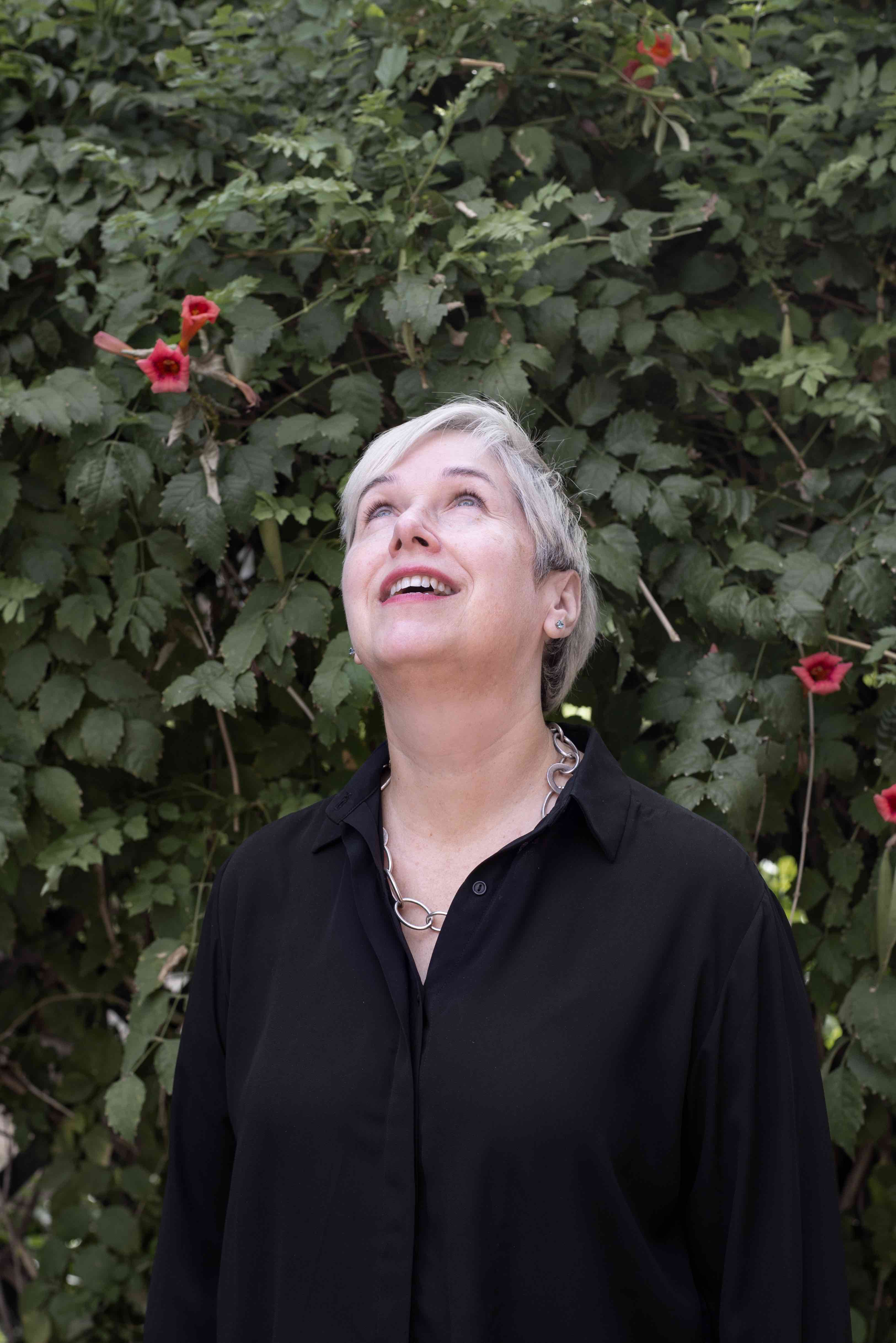 Dr. Lindy Elkins-Tanton
